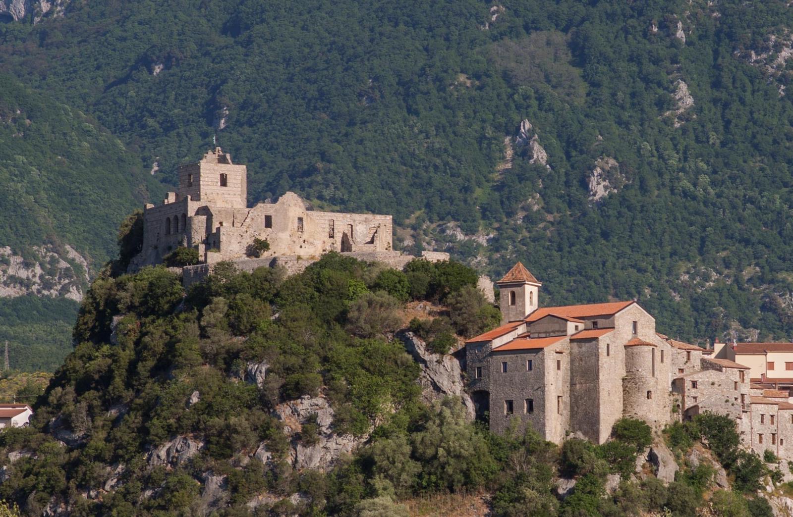 Calabritto, settimana di ferragosto al 'Borgo delle favole' - Il Desk